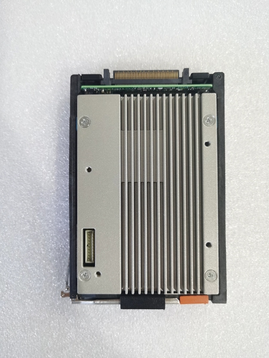 005033035 DELL EMC Powerstore 3000T 8GB SSD 2.5 Cache - kkomputer