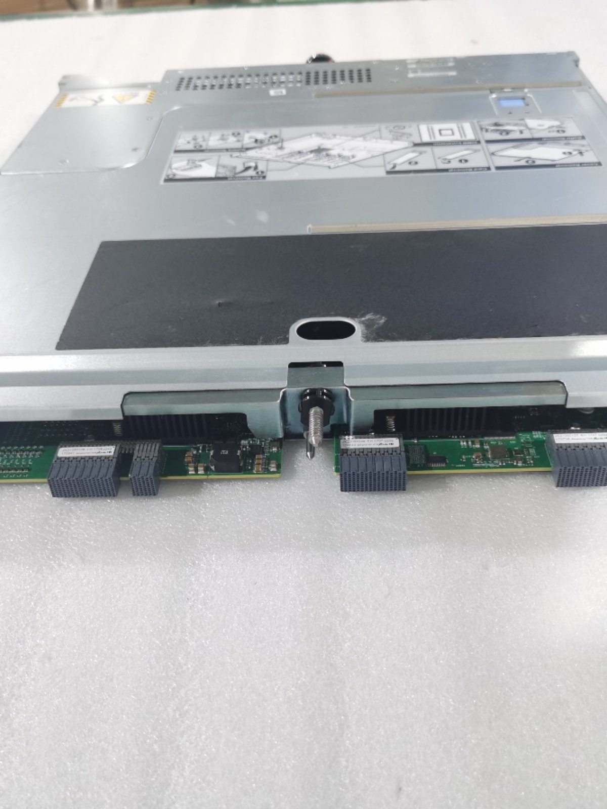 303-297-004C-05 110-297-004C-06 EMC UNITY 400 Controller - kkomputertech