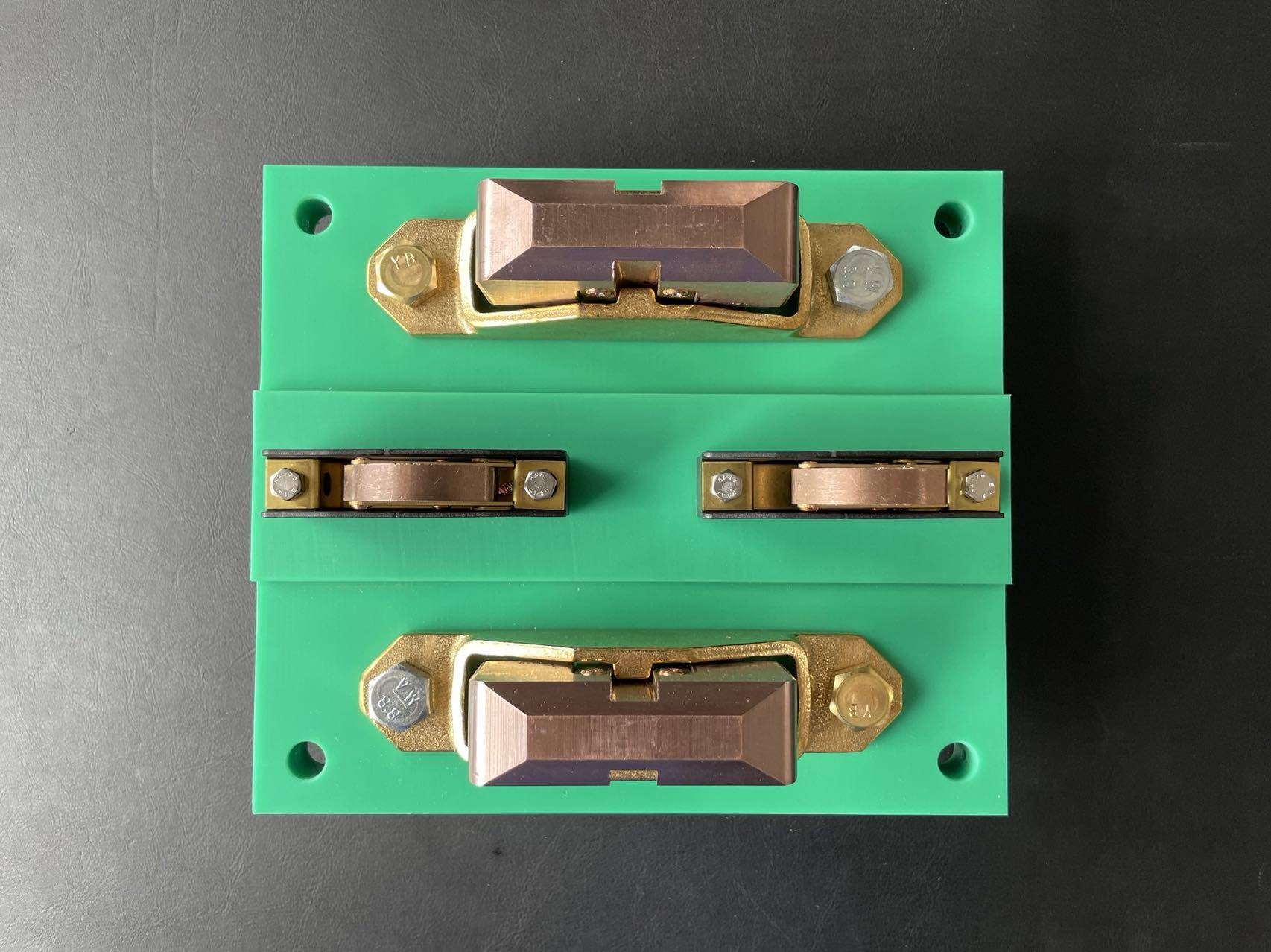 德国VAHLE法勒AGV充电电池铜刷头SA-BLS200-2B/20-01订货号590198