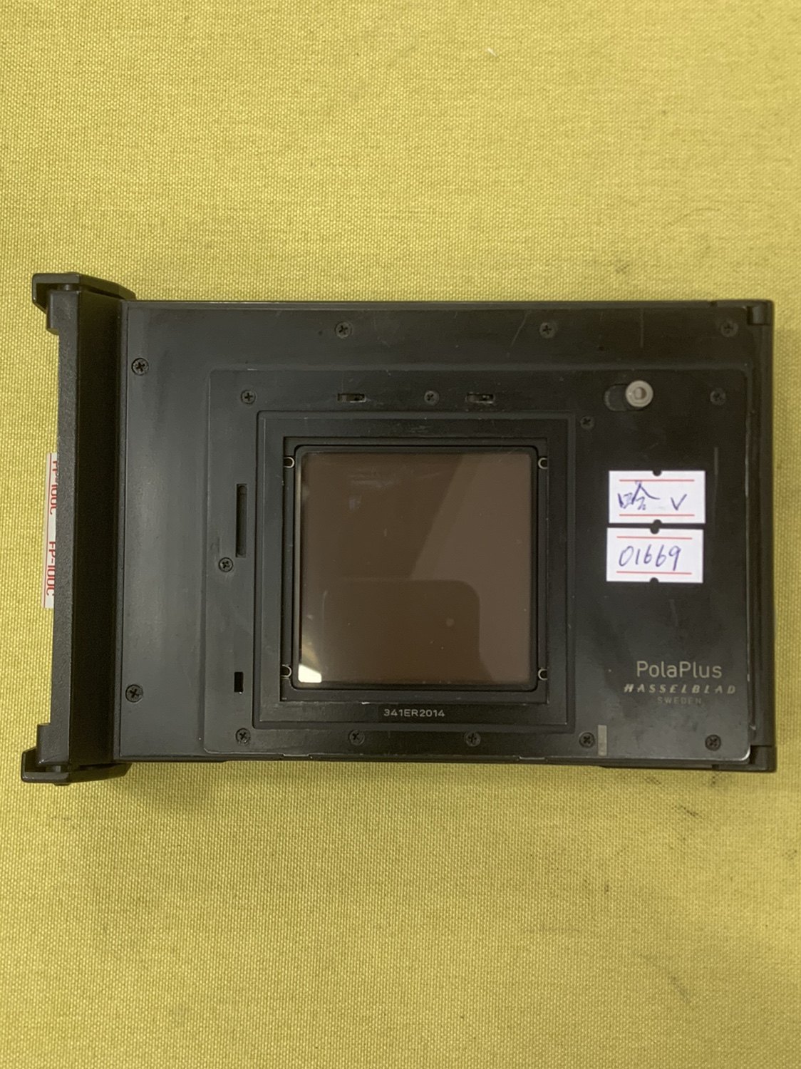 Hasselblad v-mount instant camera back, a dream accessory for ...