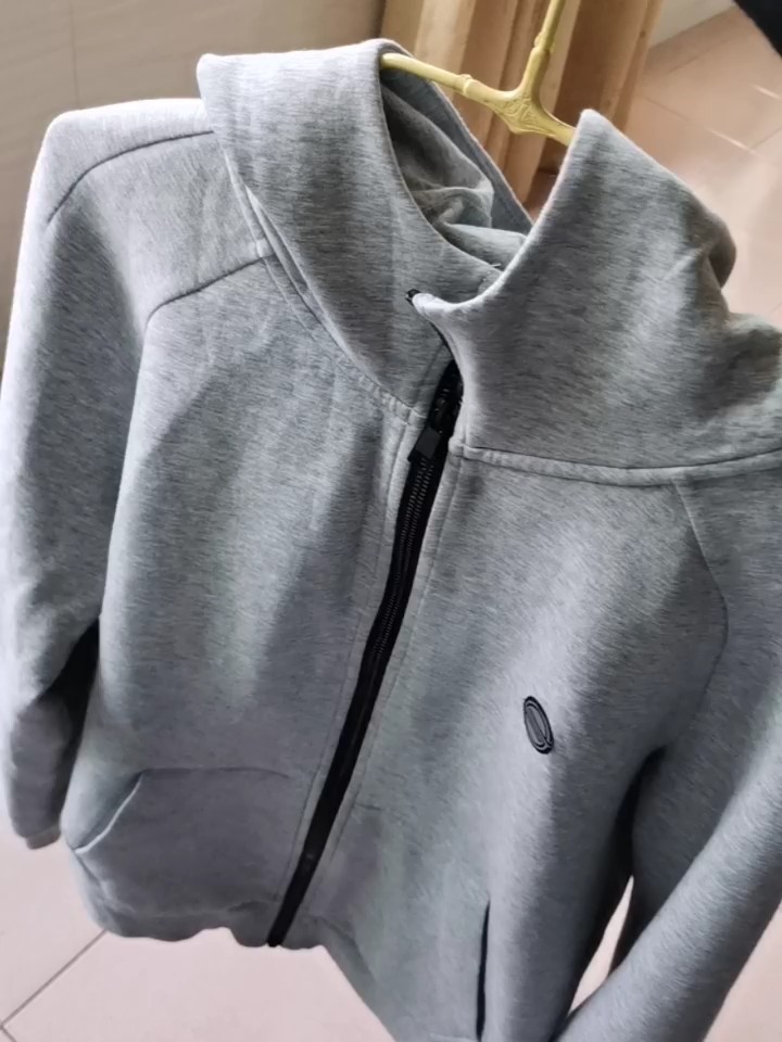 森马开衫外套，连帽休闲外套。公司团建多买了几套，纯属个人闲置-Taobao