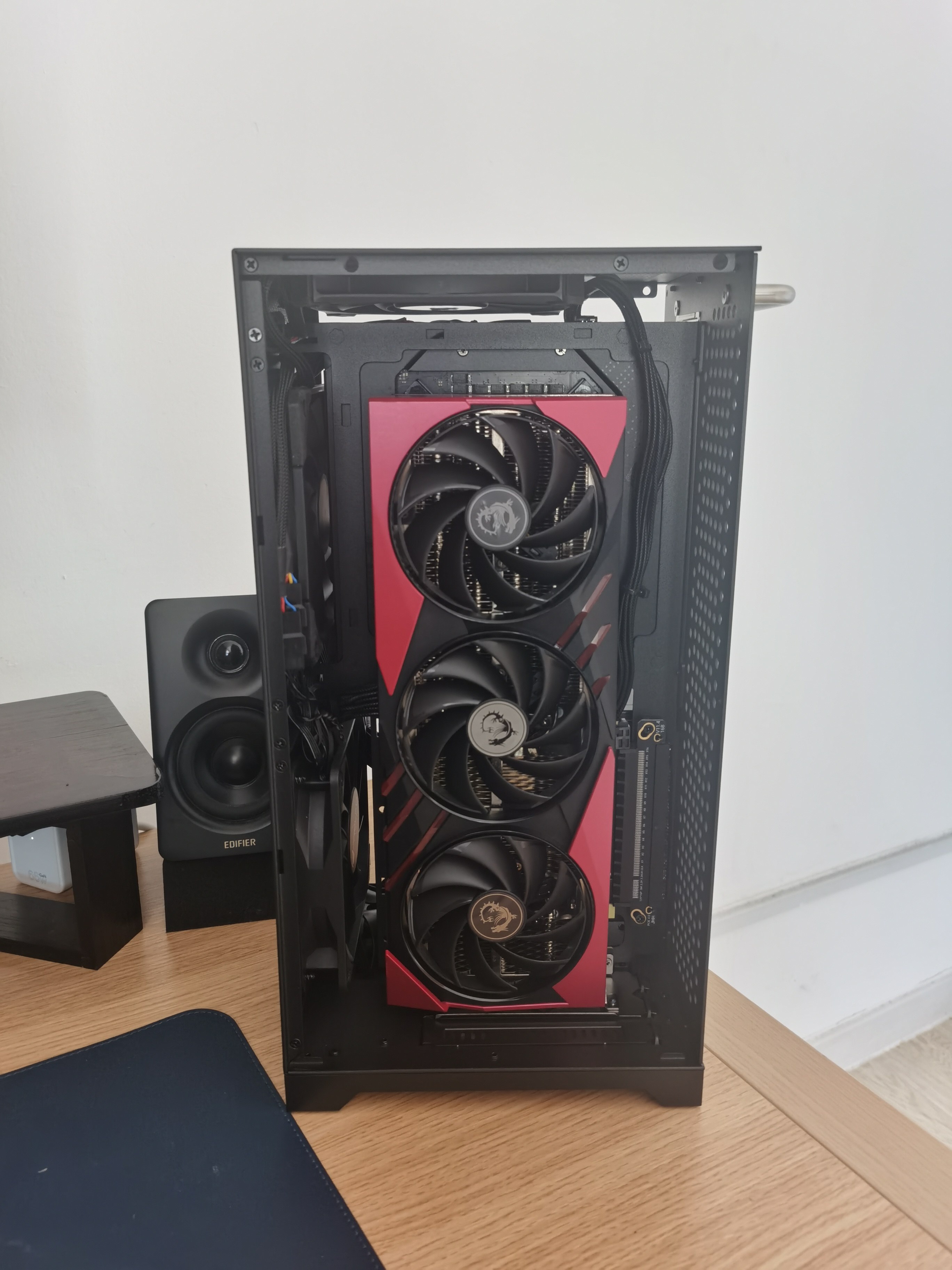 闪鳞L400机箱立式便携式ITX手提TYPECmini台式机主机箱超迷你评价 - 淘宝网