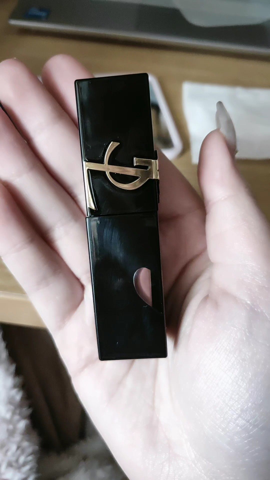 YSL圣罗兰黑管镜面水光唇釉610 440 441 416 620 622 442哑光216评价 - 淘宝网