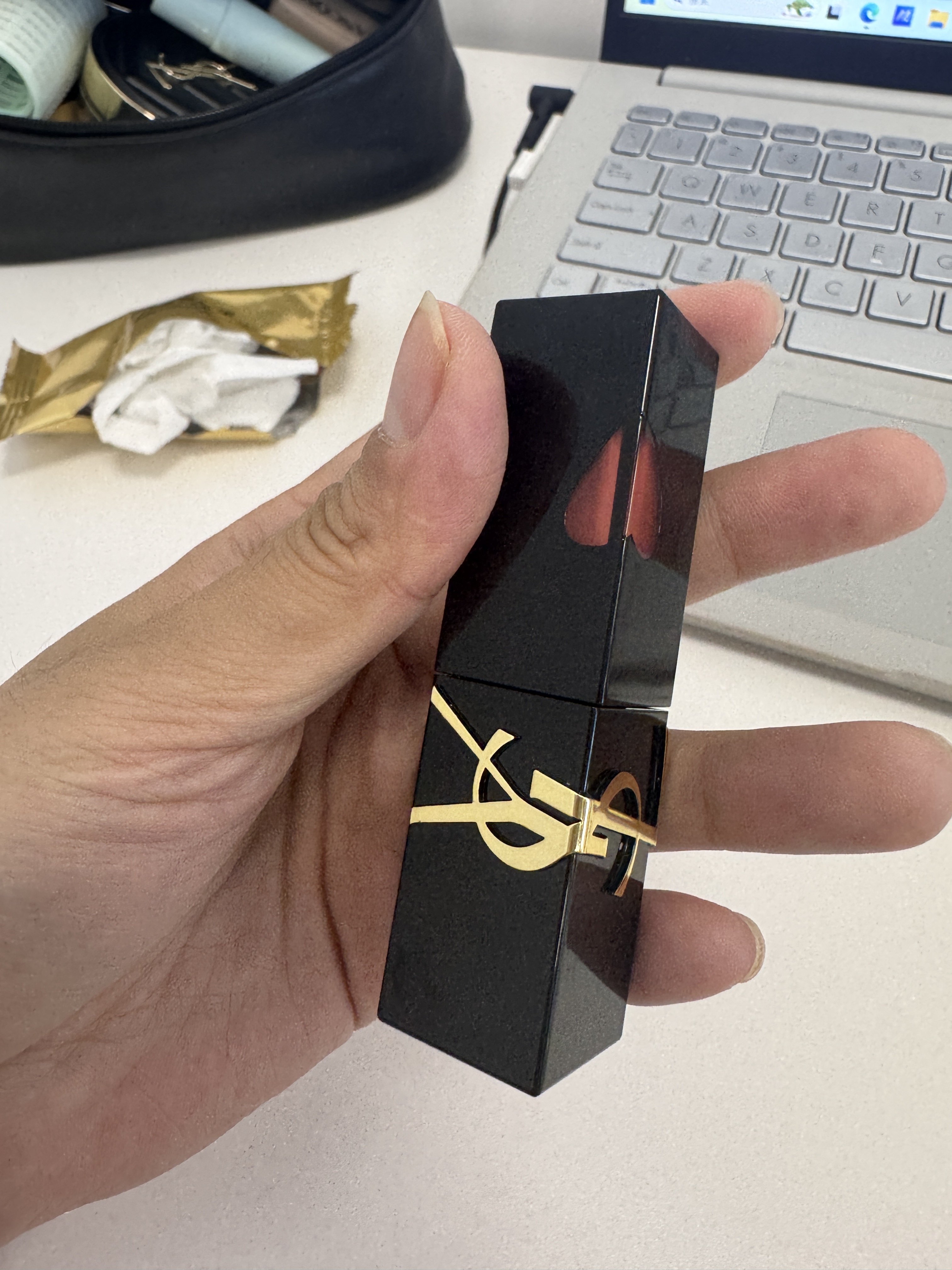 YSL圣罗兰黑管镜面水光唇釉610 440 441 416 620 622 442哑光216评价 - 淘宝网