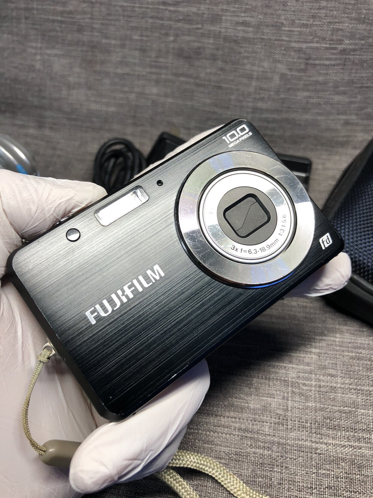 📸复古与科技的完美碰撞！ Fujifilm FinePix J25 CCD金属外壳胶片感1000W像素数码相机-旁轴相机-淘宝好物网