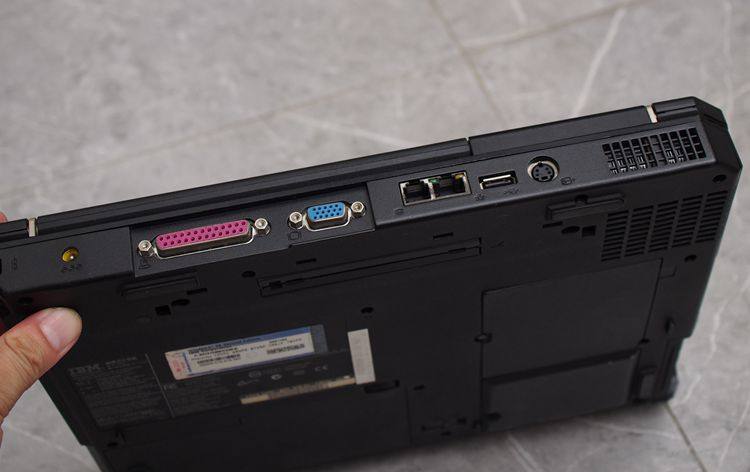 HIFIDIY论坛-古董笔记本电脑：IBM ThinkPad 560、IBM ThinkPad R30、富士通 FMV-650 NU7C/L ...