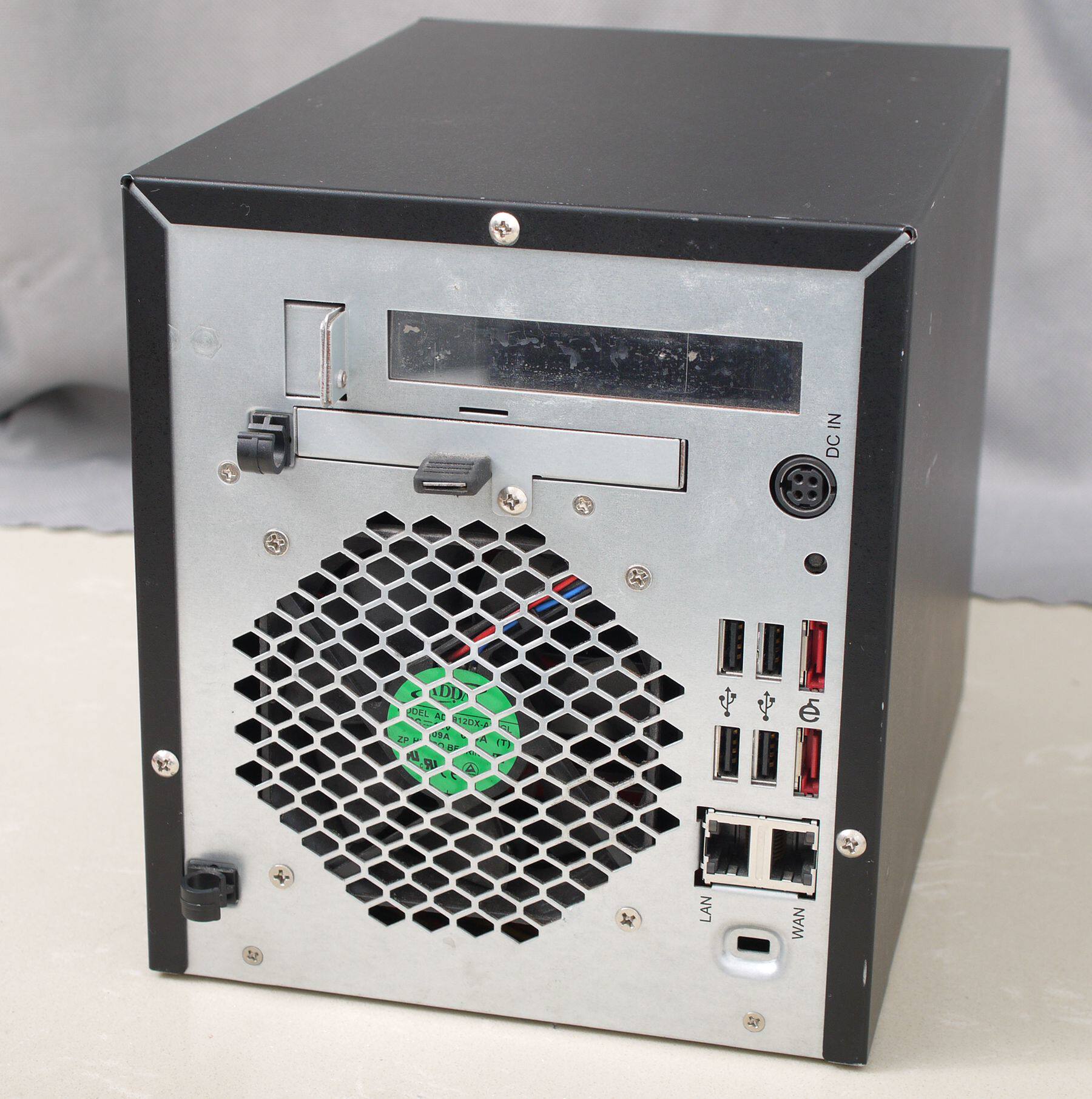 HIFIDIY论坛-艾肯 iCON CUBE PRO 4进4出USB声卡、色卡司 Thecus N4200 硬盘阵列。。。 - Powered ...