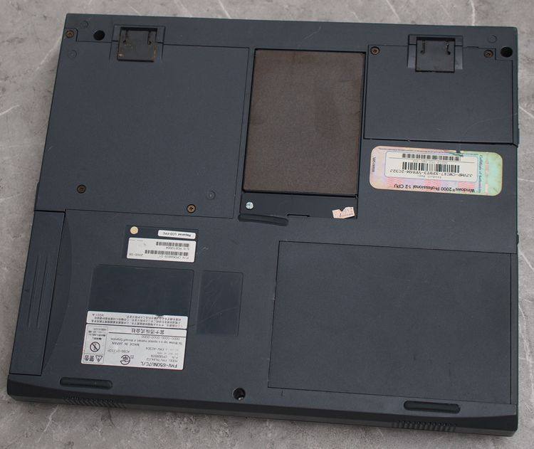 HIFIDIY论坛-古董笔记本电脑：IBM ThinkPad 560、IBM ThinkPad R30、富士通 FMV-650 NU7C/L ...