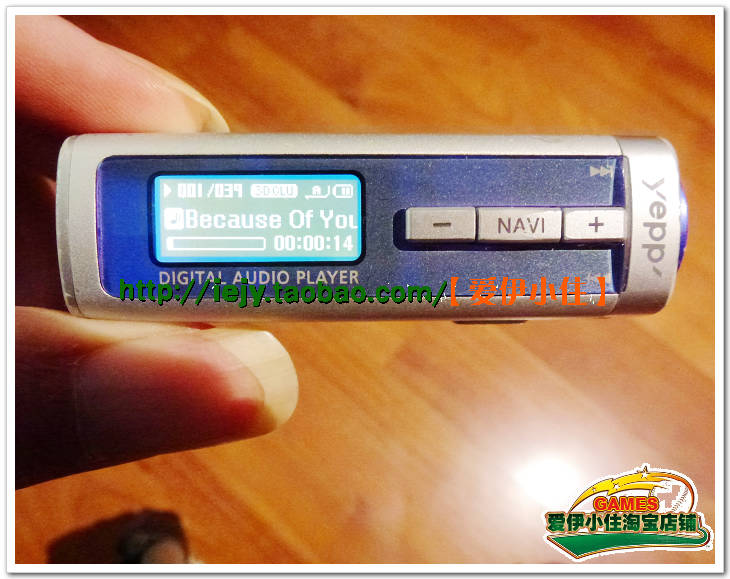 【1皇冠】原装三星mp3 512mb fm收音机 yepp YP-T55 送数据线