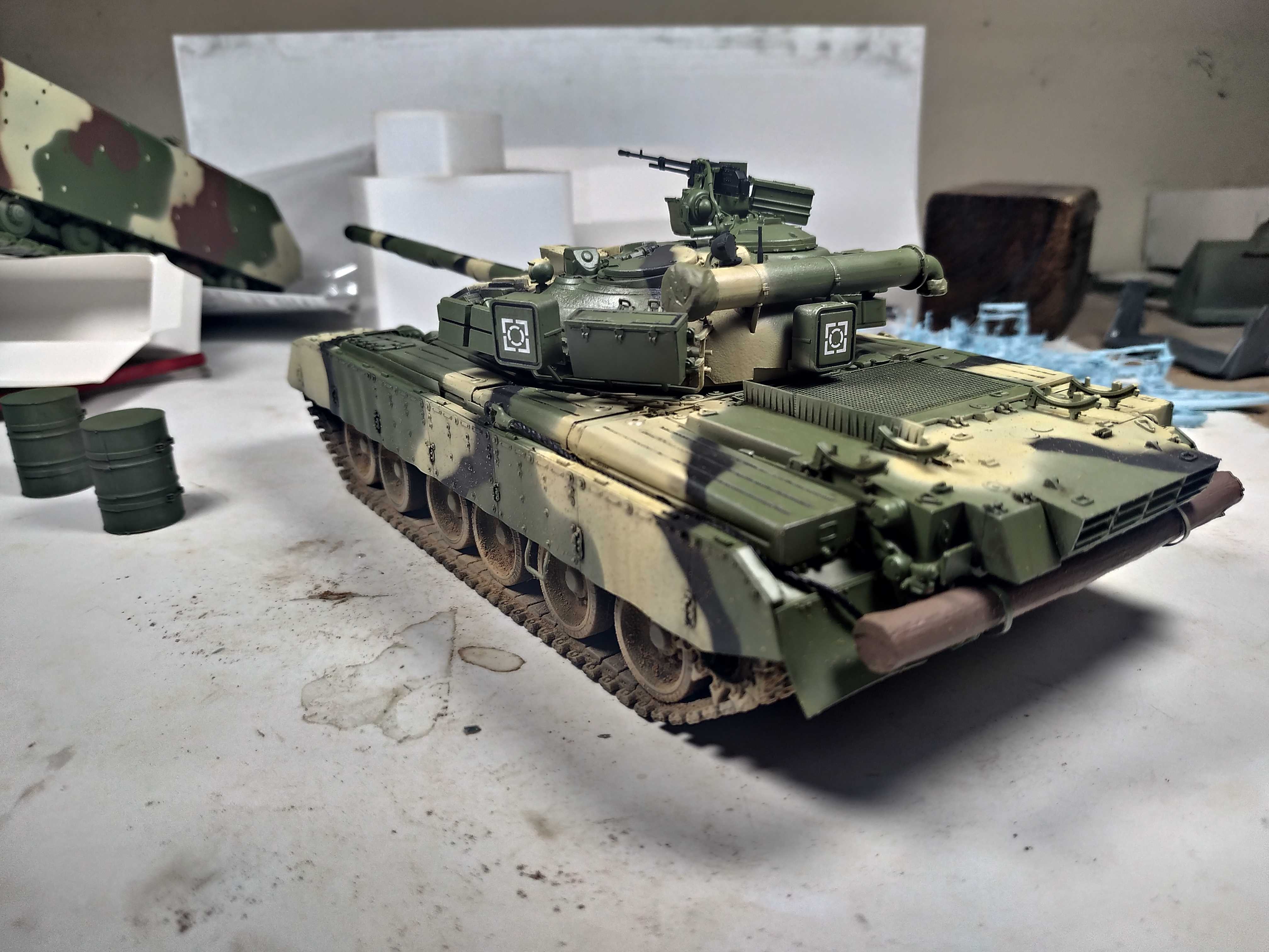 小號手 05581 1/35 俄羅斯T-80BVD主戰坦克模型 代工包板件-Taobao