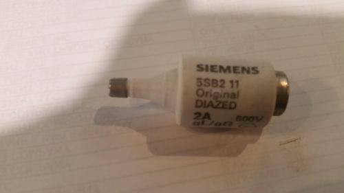 5SB111 西门子熔断器5SB1 11 2A DII 500VAC gG E27Thread Size