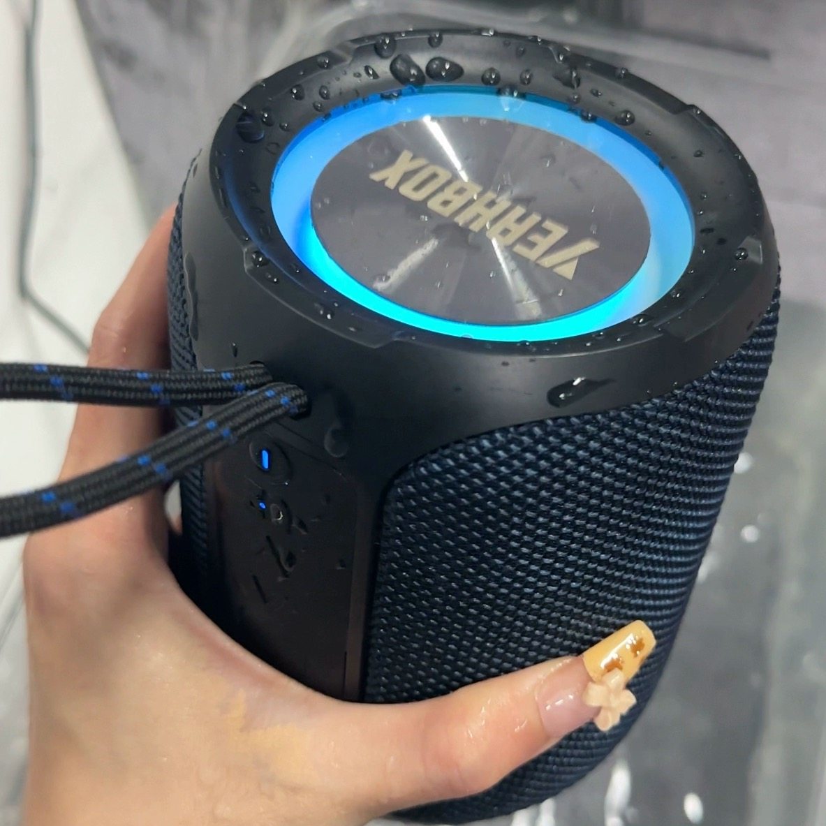 YEAHBOX-A8蓝牙音箱：40W大功率超重低音炮，户外派对必备神器！防水防摔，音浪席卷全场！-移动便携音箱-淘宝好物网