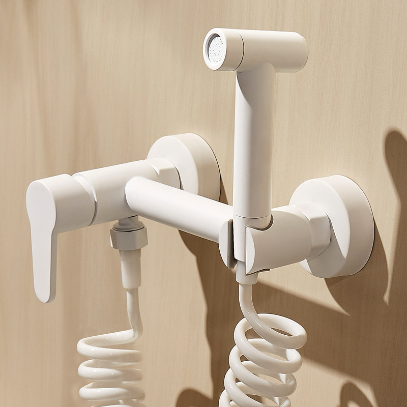 💦 Super practical! this white, all-copper hot and cold water faucet ...