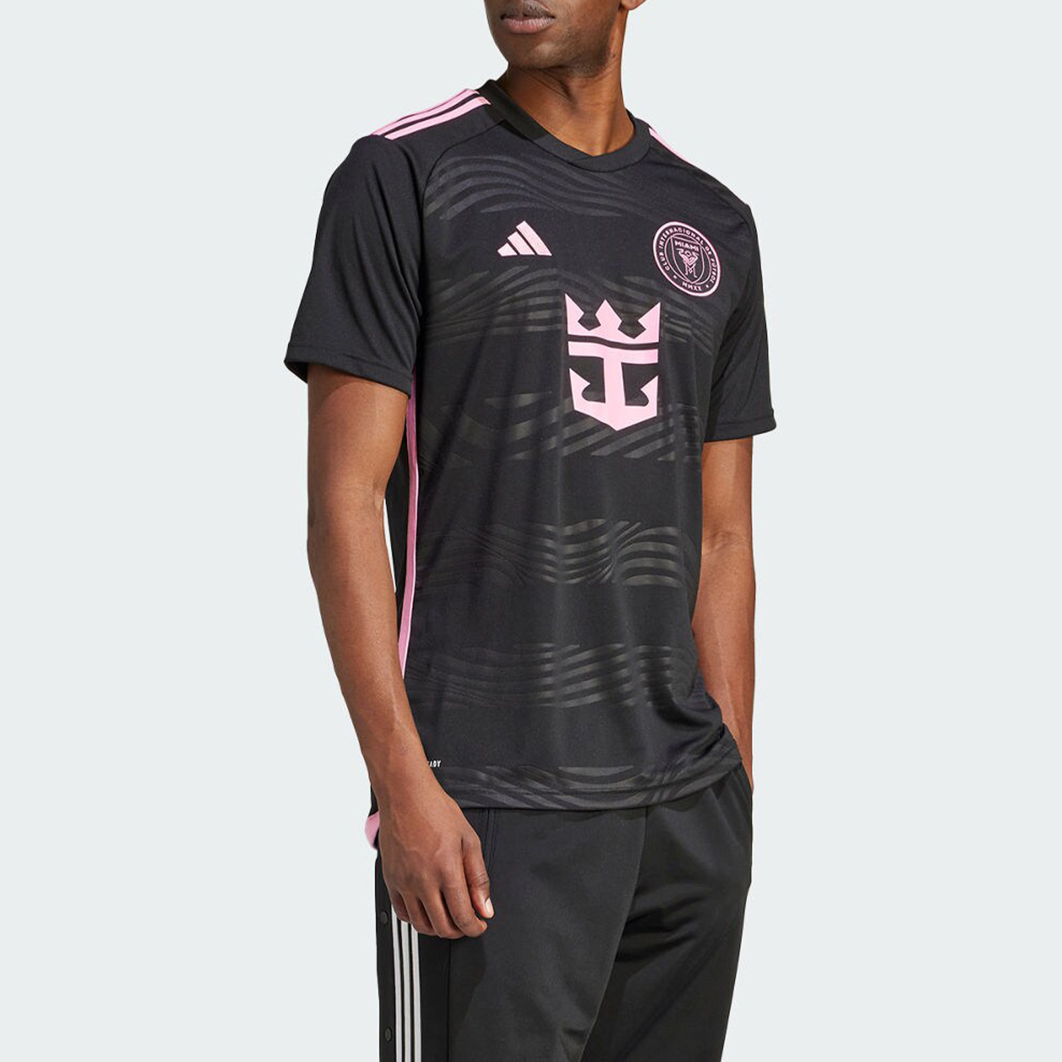 阿迪达斯迈阿密国际客场球迷版T恤JE9744：穿上它，你就是球场上的焦点！🔥-运动T恤-淘宝好物网