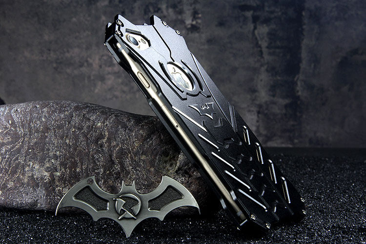 R-Just Batman Shockproof Aluminum Shell Metal Case with Custom Stent f ...