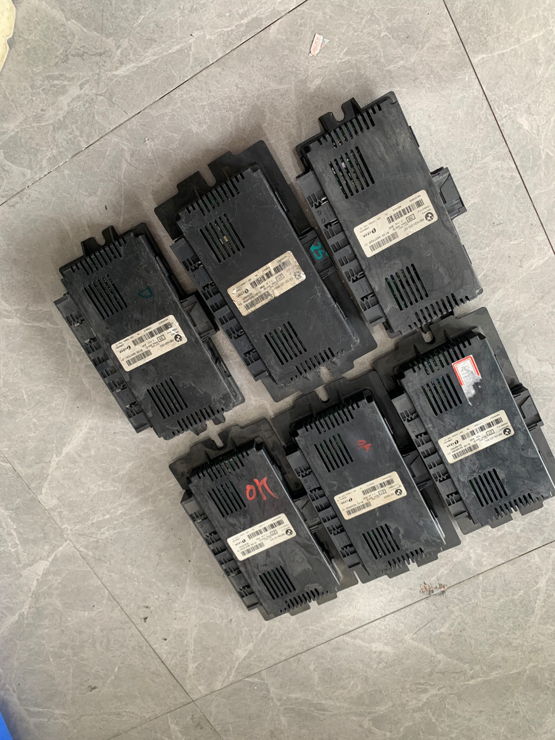 宝马E90/E92/E93 318/320/325/330/335 E84脚步空间模块灯光电脑，点亮你的驾驶体验🌟-汽修设备-淘宝百科网