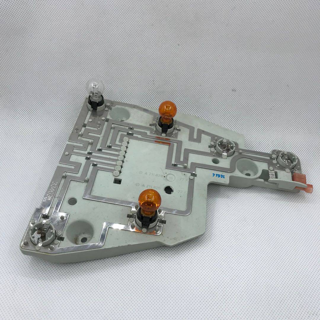 奔驰E240 S500尾灯灯泡怎么选？W211 E230 PH16W全解析-氙气灯安定器-淘宝百科网