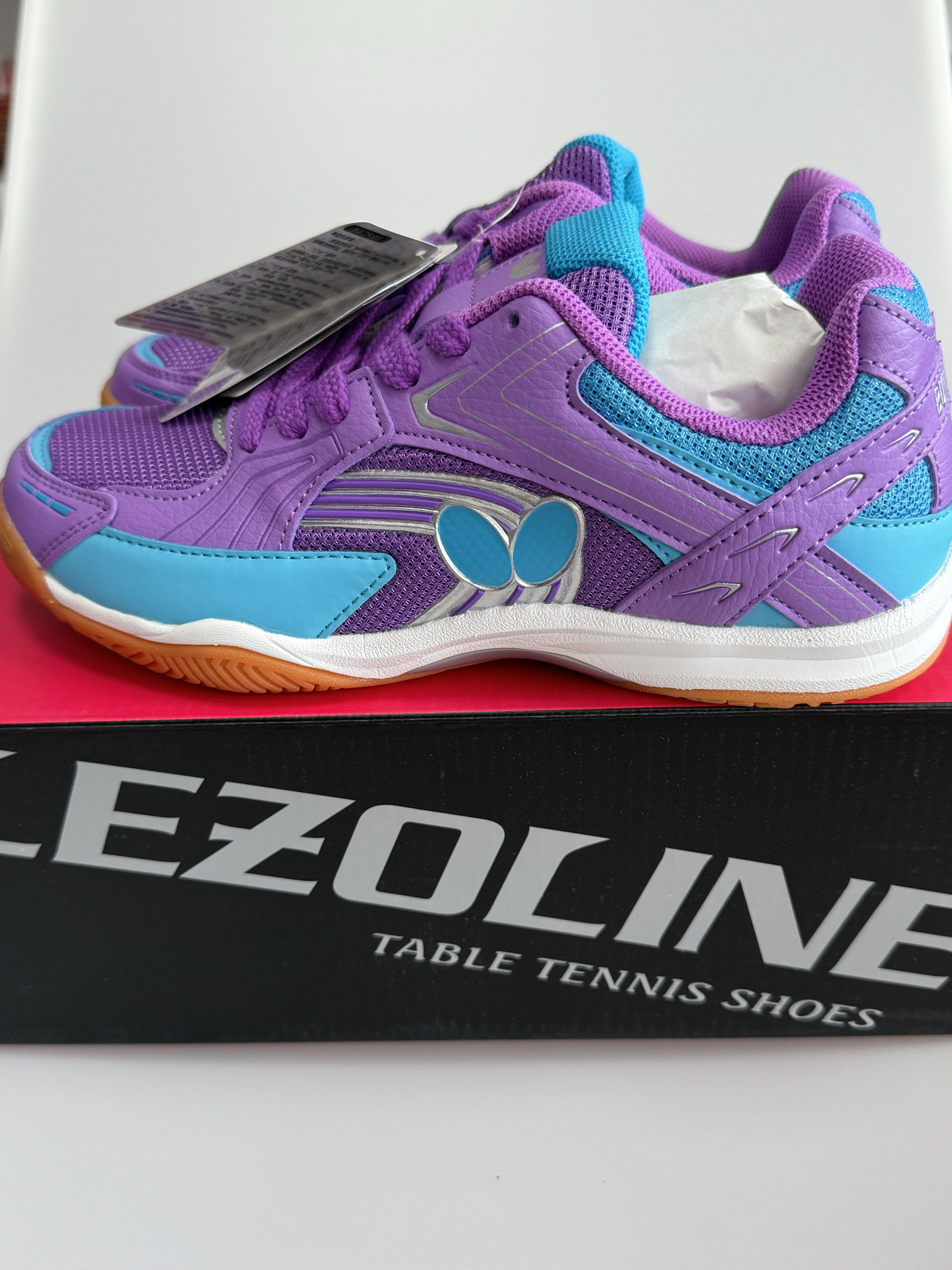 鹤鸣蝴蝶室内乒乓球鞋LEZOLINE-13，轻盈如风的秘密武器？球友们都心动了吗？🔥-乒乓球鞋-淘宝好物网