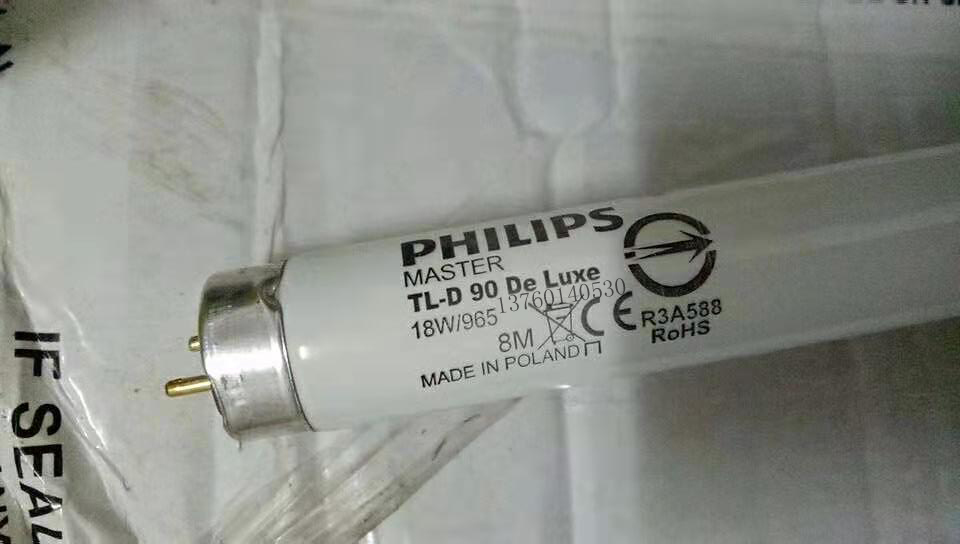 [USD 27.50] Genuine Philips D65 Contrast Tube 18W 965 Standard Light TL84 CWF UV F U30 A U35 ...