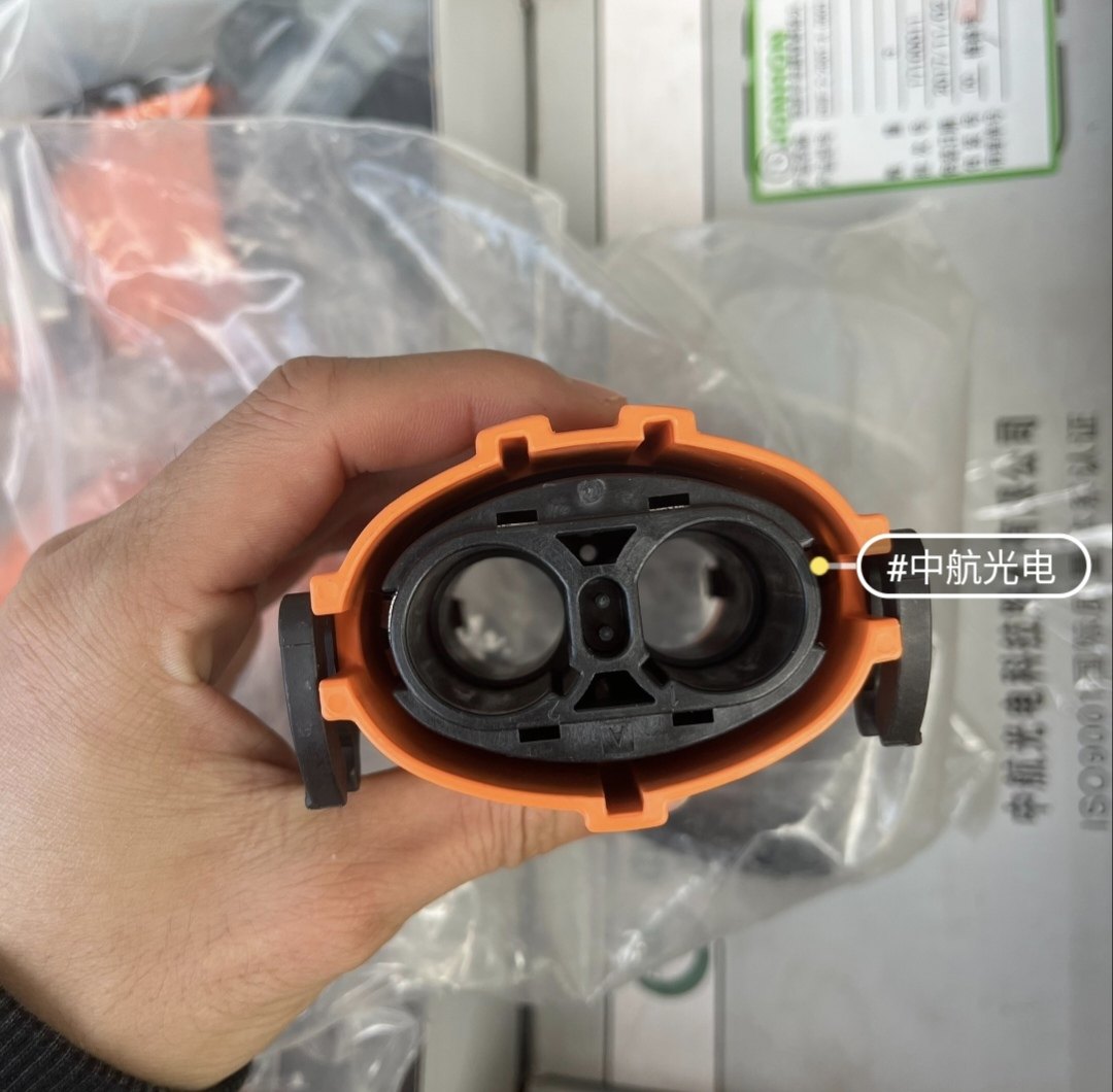 中航光電新能源矩形非金屬鎖緊插頭JONHON GYHF-2-200T-A G003