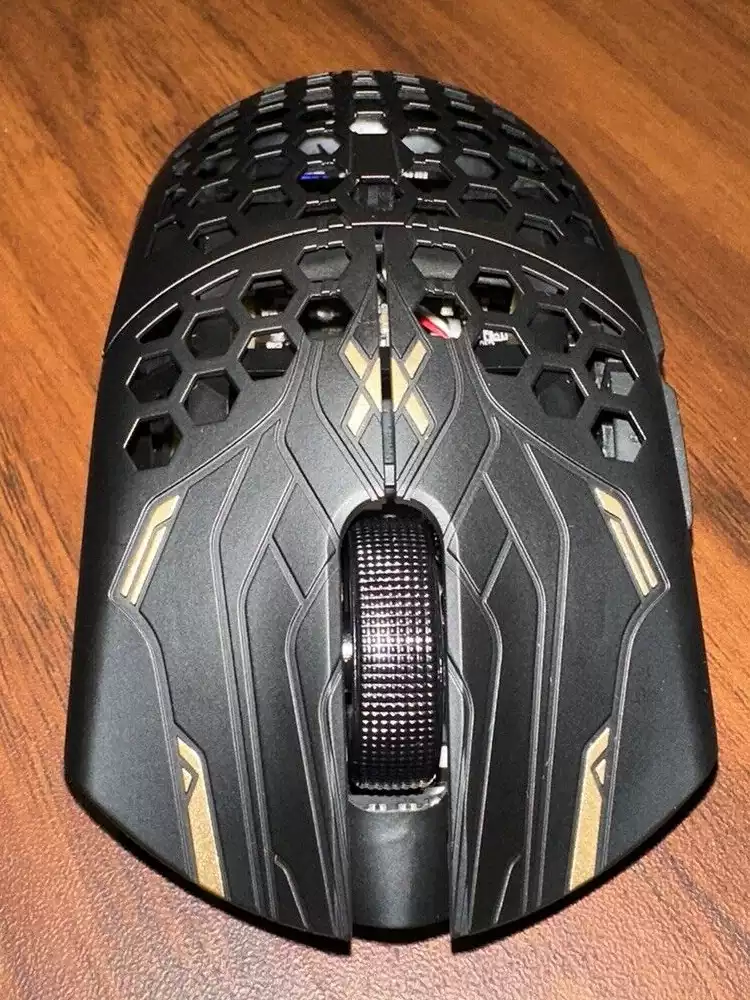 Finalmouse ULX Competition无线轻量化电竞滑鼠 高精度激光设计