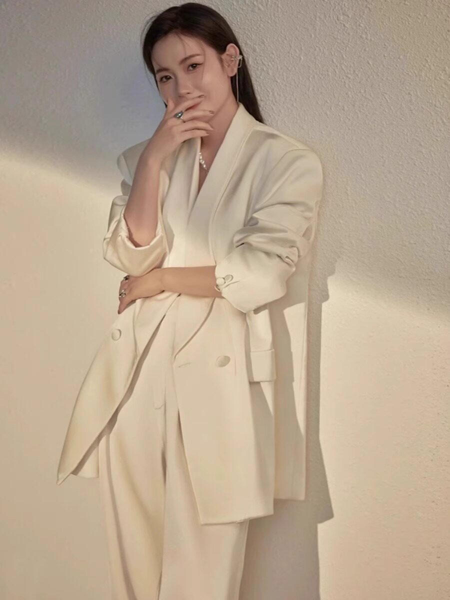 🔥超火干练气质女装西服套装，2025春秋新款，高级感西装小洋装两件套，职场女神必备！🌟 时尚套装 淘宝百科网