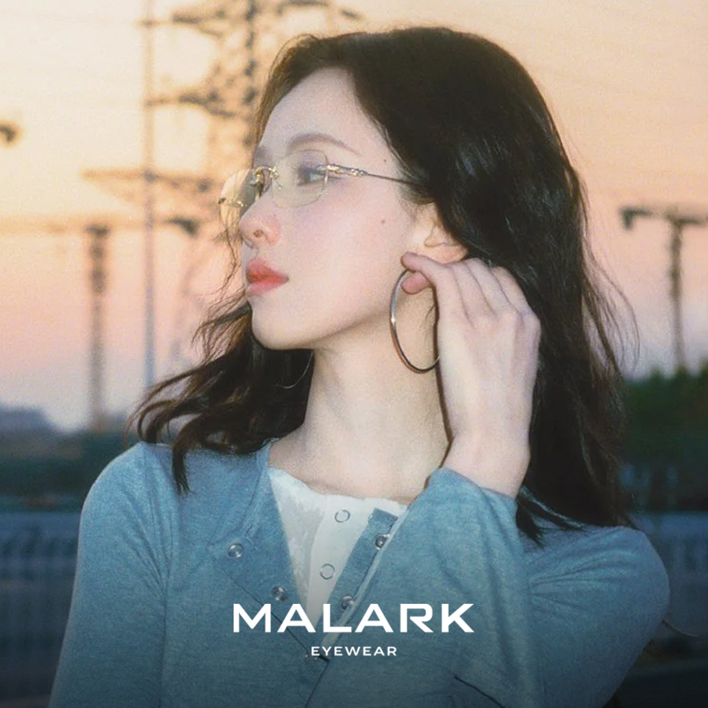 MALARK陈都灵同款无框眼镜近视女度数可配清冷高智纯钛高级感8099怎么选？2025最新避坑指南_智能眼镜_淘宝数码网