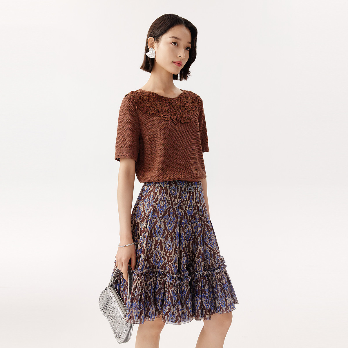 VGRASS维格娜丝25年夏季新款丝棉合股纱混色手钩领针织VZZ3Q2470C：时尚与舒适并存，夏日必备！-毛针织衫-淘宝好物网