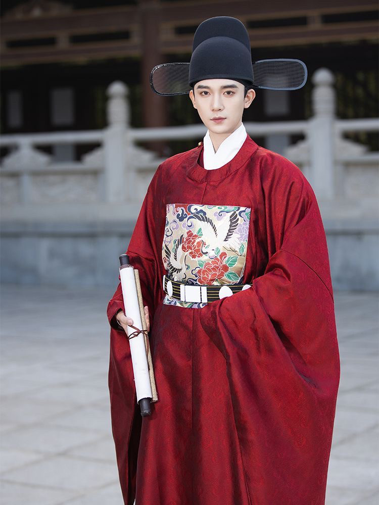 🔥 Han dynasty men's ancient costume, red round-neck robe, official ...