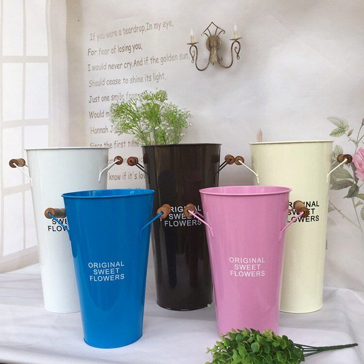 Round special wake-up flower bucket Household large living room ...