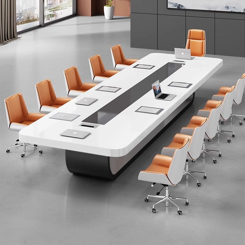 White lacquered conference table: a minimalist and modern choice for ...