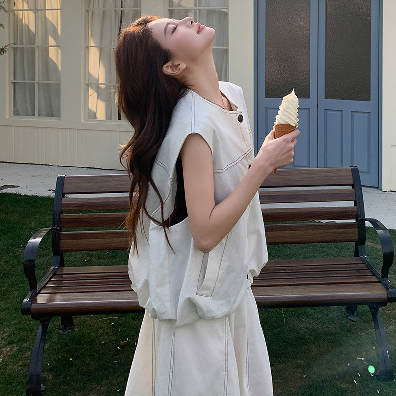 現貨專櫃品質春款首發港風馬甲+裙子兩件套2C275-5512P175-K258