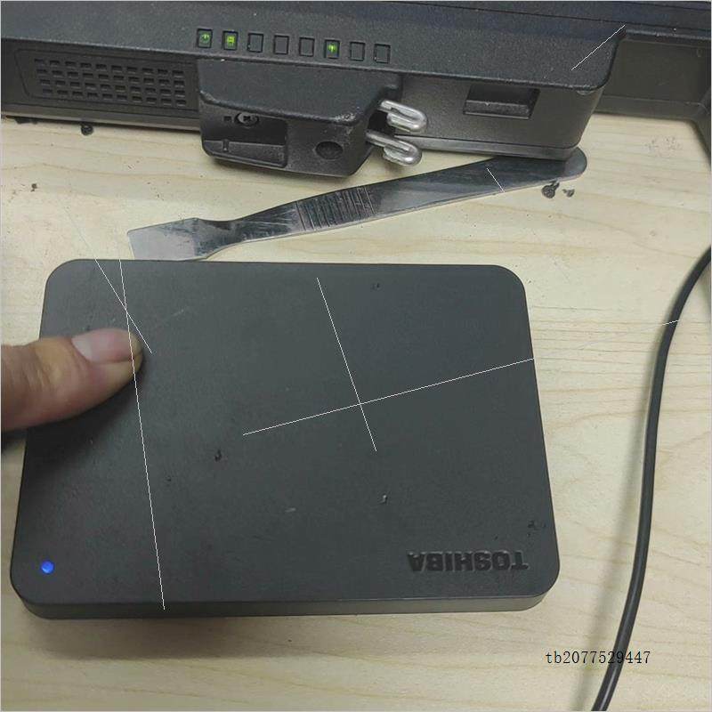 東芝DTB410隨身硬碟,東芝1TB隨身硬碟,功能完好,通電