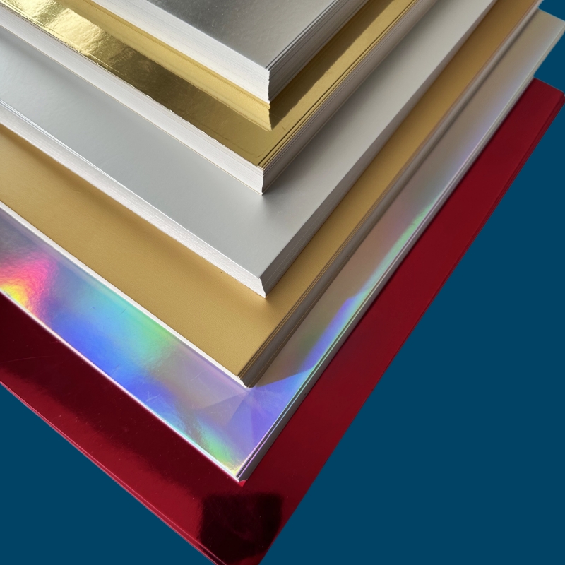 250克镭射亮金银亚银哑金大红硬卡纸包装纸A3A4模型4K8开摄影背景-阿里巴巴