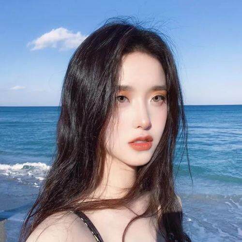 芊墨彩妆店