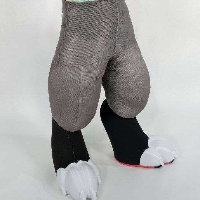 Fursuit with integrated inner liner for curved legs and integrated ...