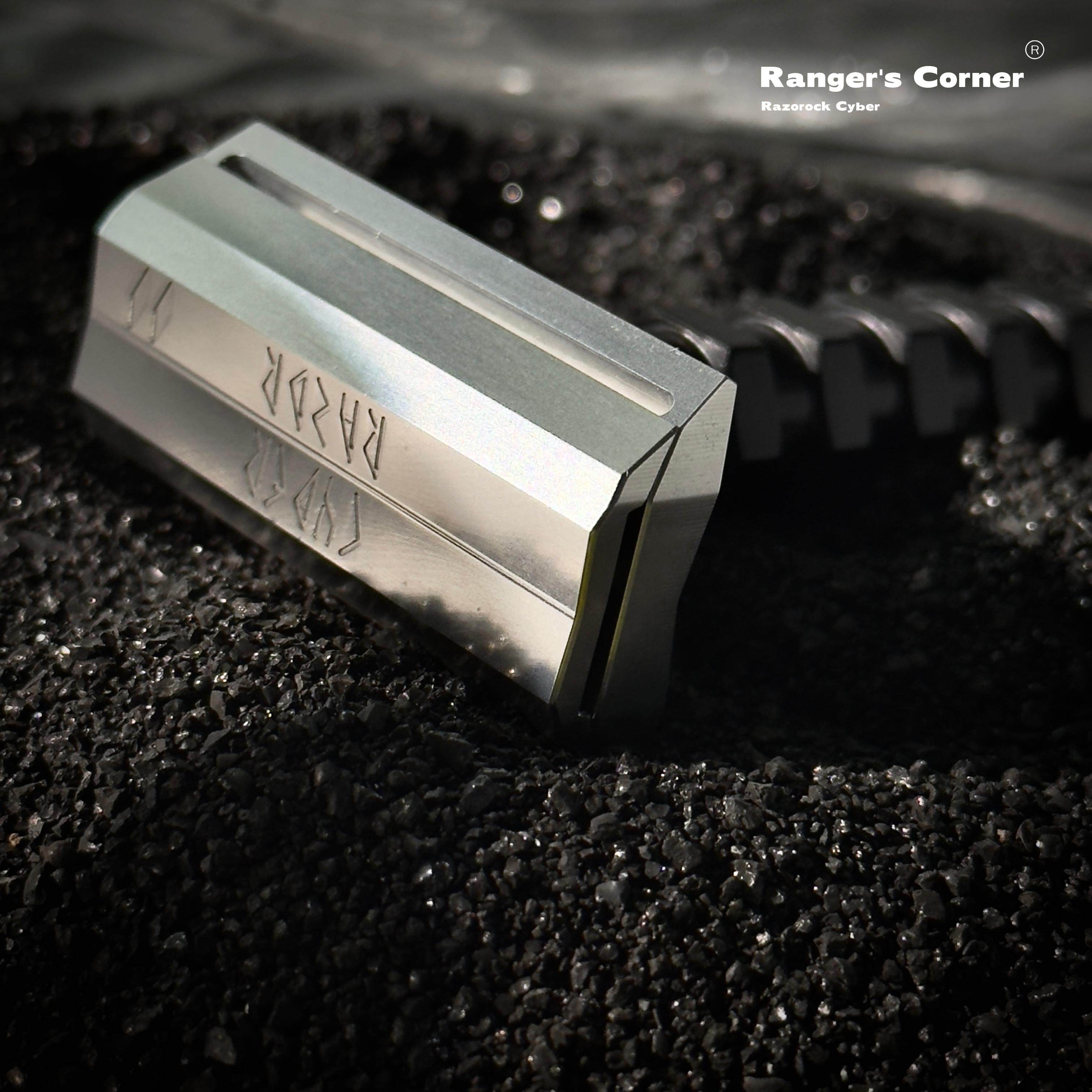 加拿大RazoRock CYBER 铝合金DE双面安全剃须刀