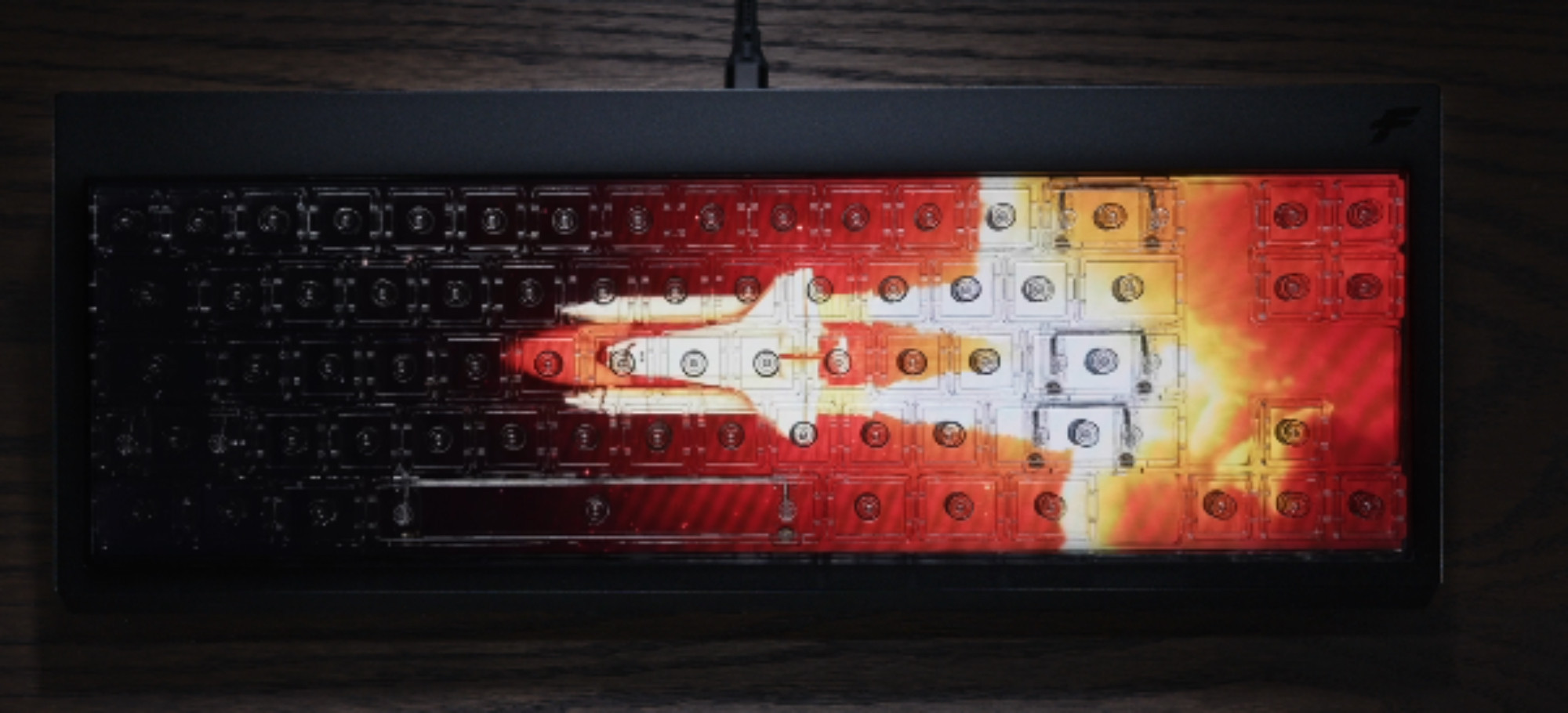 Finalmouse Centerpiece键盘，内置屏幕的未来办公神器？深度评测与解析-数码设备外接键盘-淘宝好物网