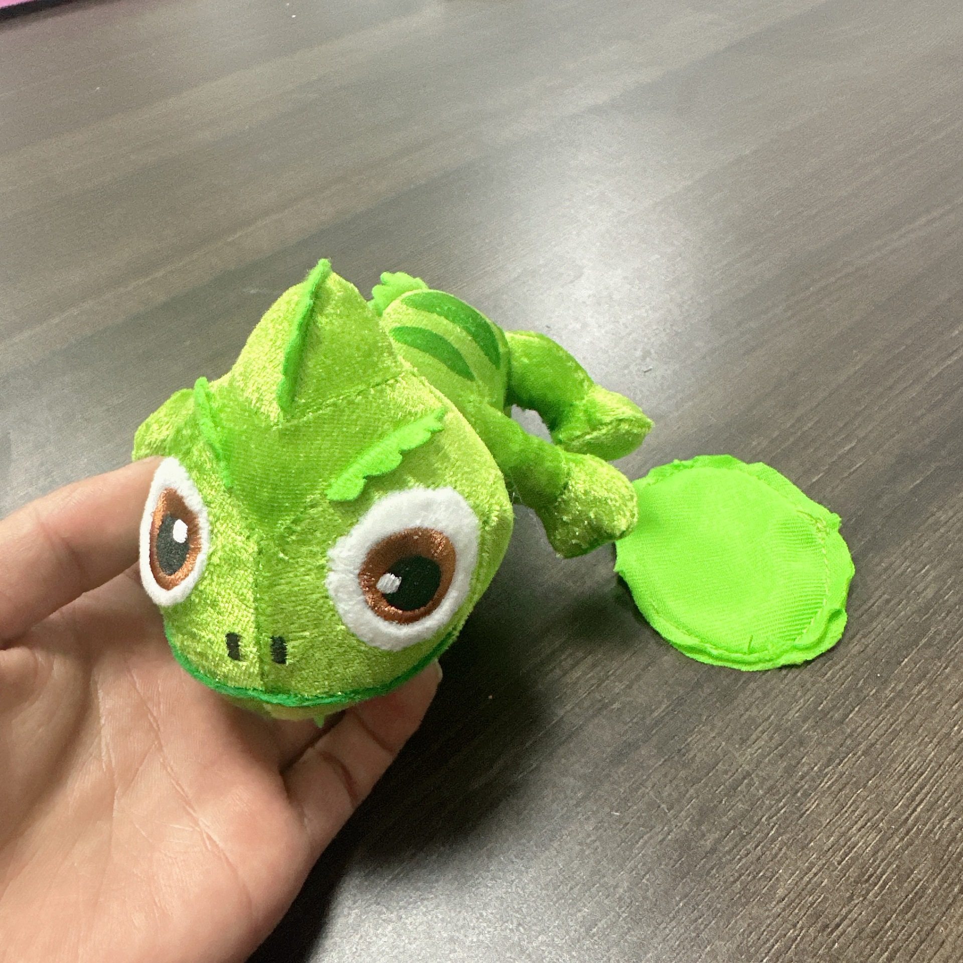 Magnetic sitting plush lizard doll 🌟 The new favorite creative gift ...