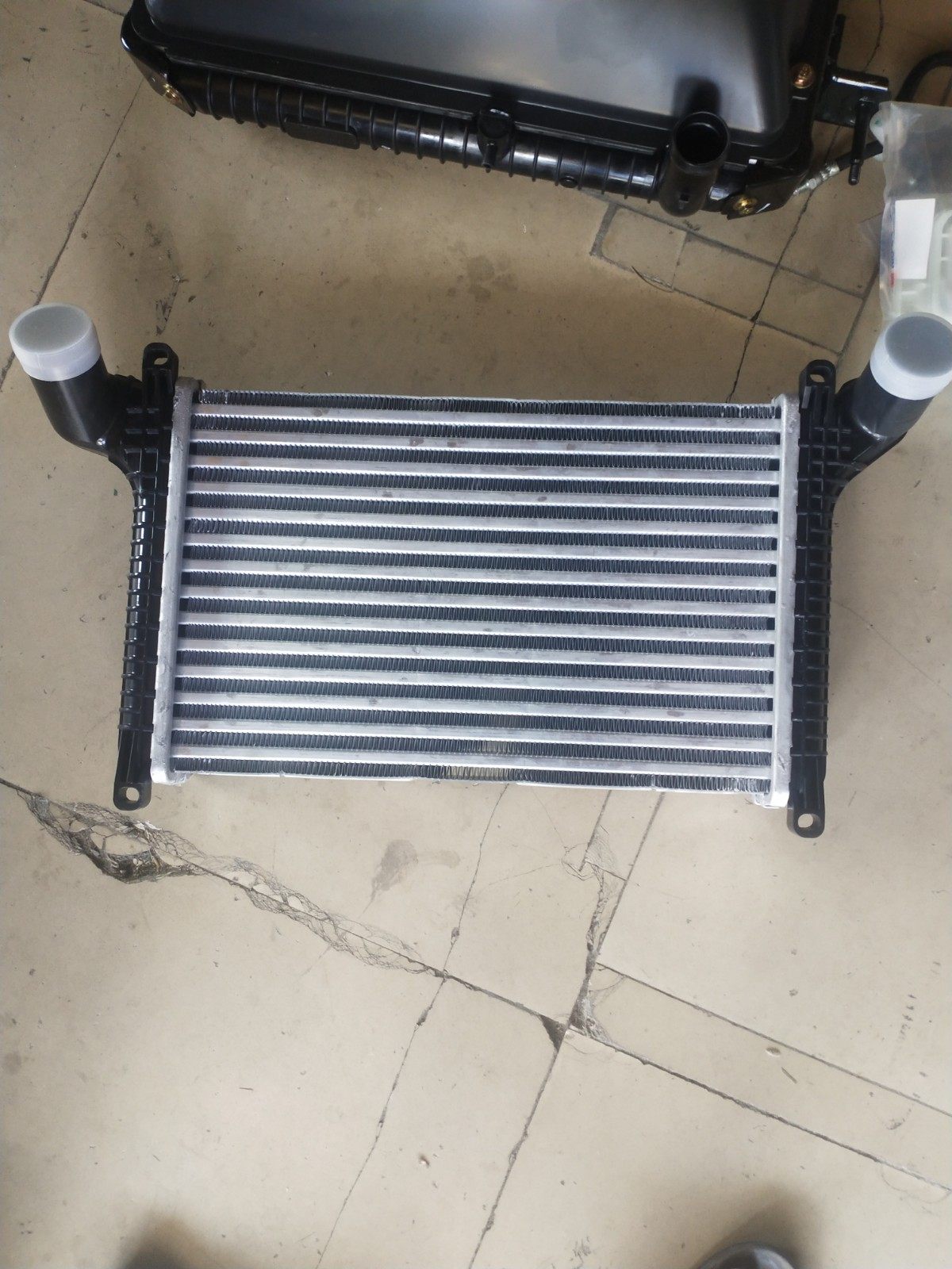 江铃顺达顺威凯运凯锐中冷器N800：发动机散热神器，性能升级必备！-中冷器-淘宝百科网