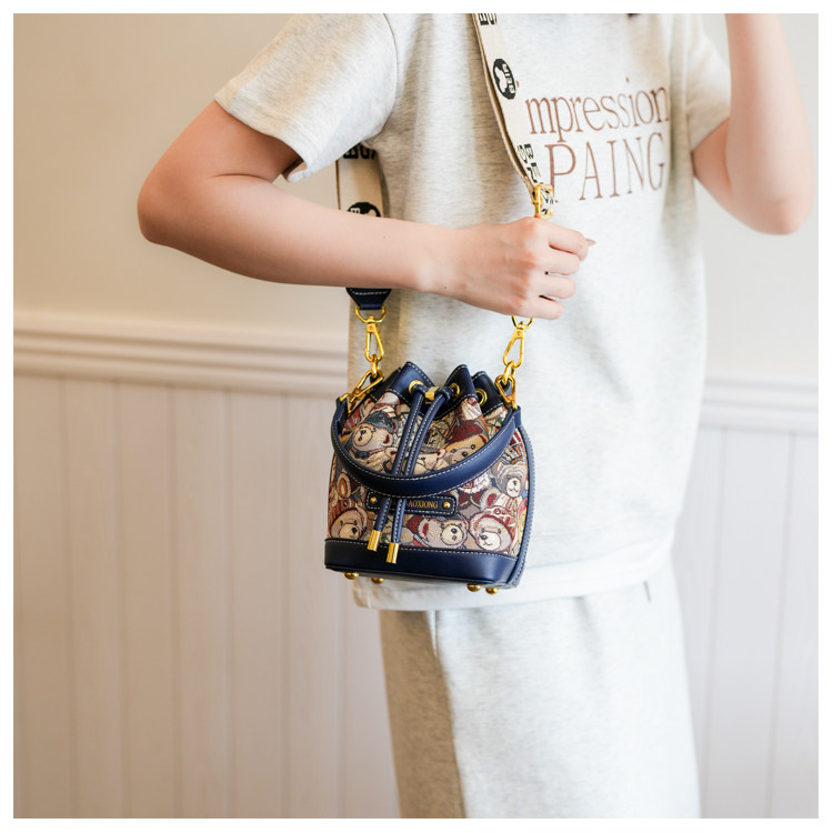 Beibao Fashion Cartoon Bear Shoulder Crossbody Bag Casual Outing Travel ...