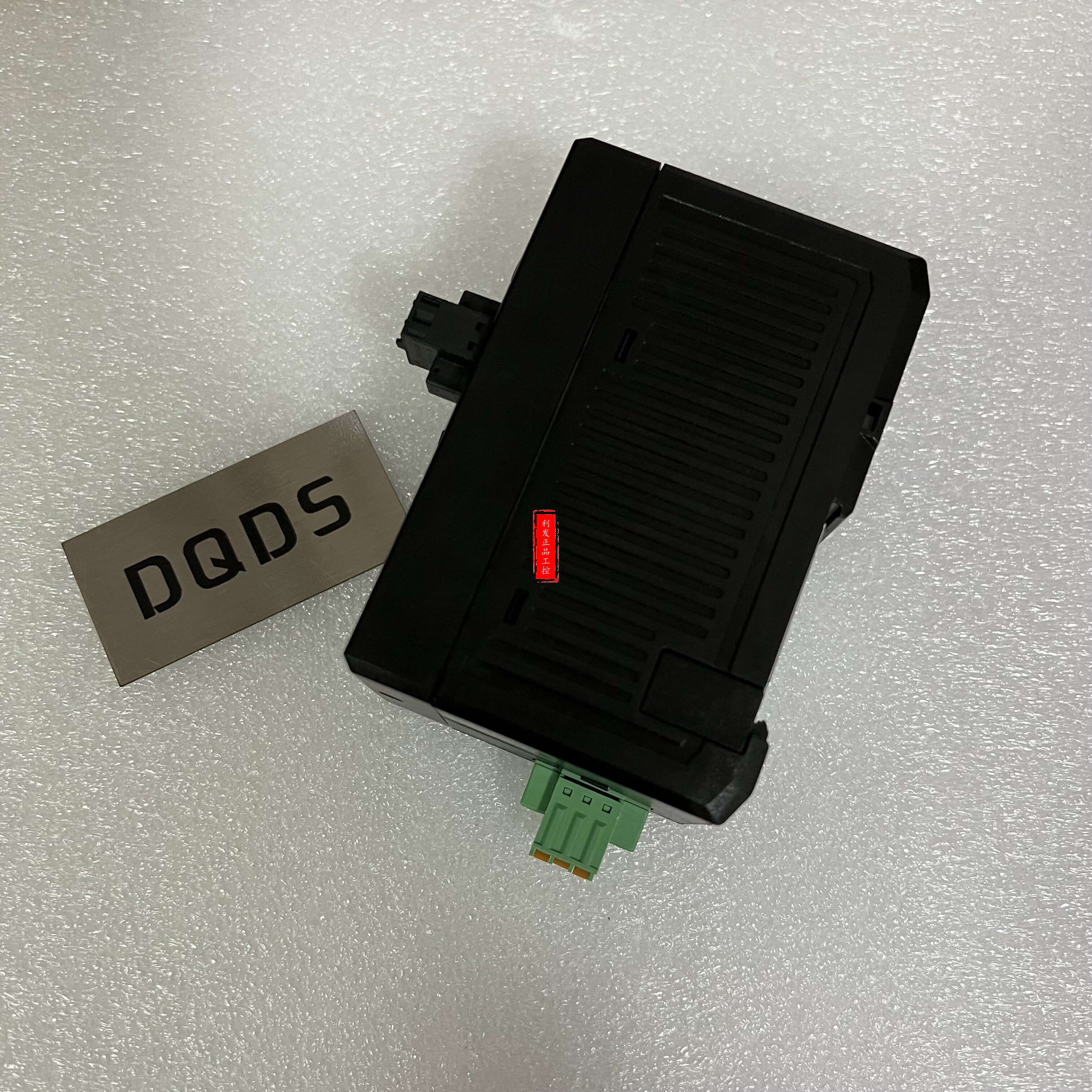 多点式激光传感器IX-H2000/IX-H2050评测：基恩士IX-CP50实拍体验 _传感器_淘宝数码网