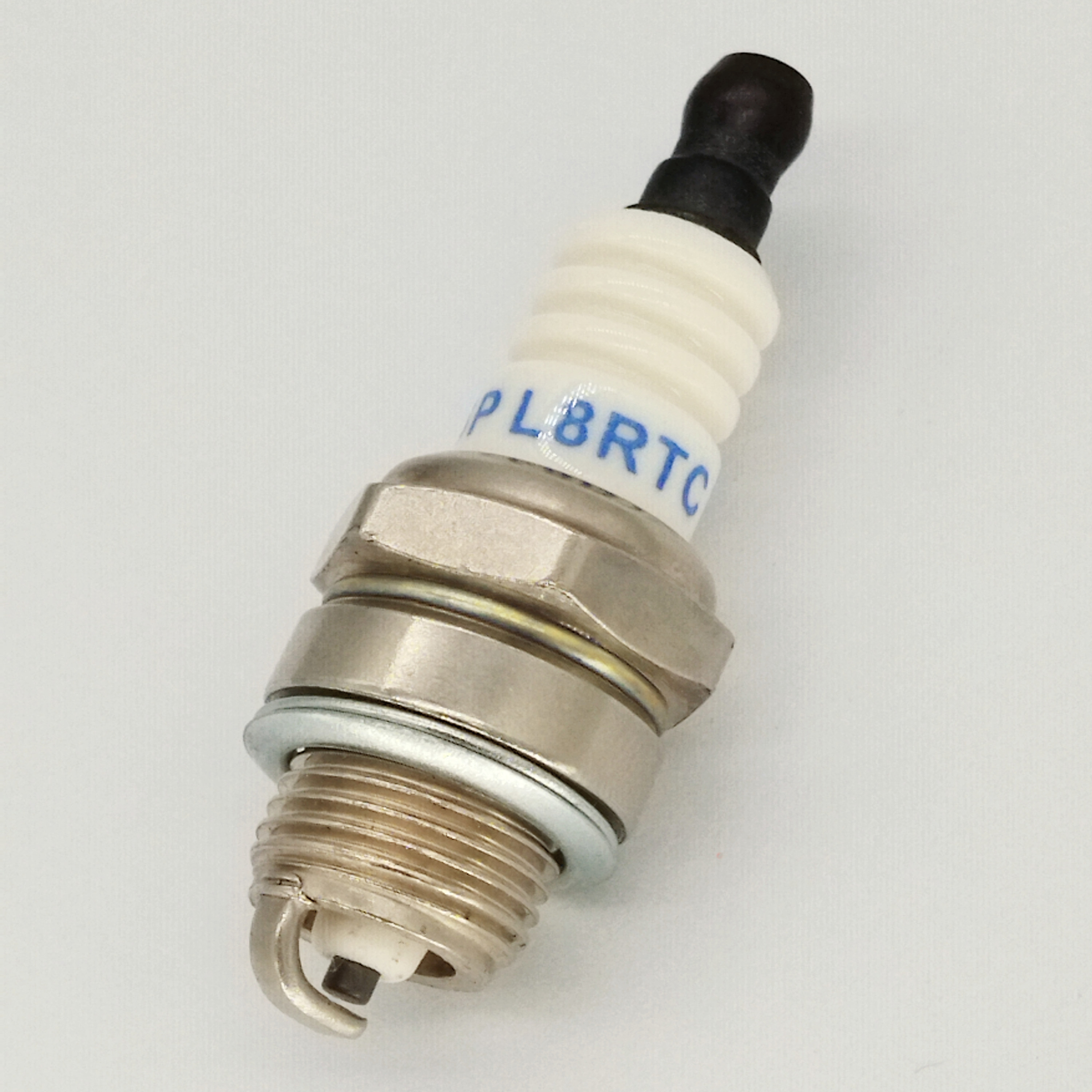 L8RTC园林工具小汽油机火花塞：解锁油锯割草机绿篱机的秘密武器！-点火器-淘宝百科网