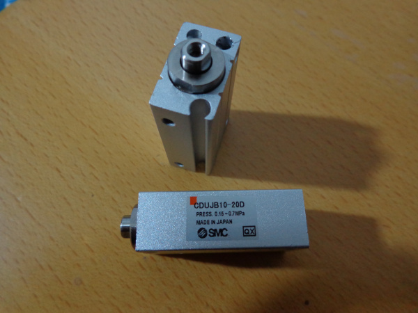 Japan SMC original CUJB10 CDUJB10-4D 6D 8D 10D 15D 20D 25D 30D cylinder