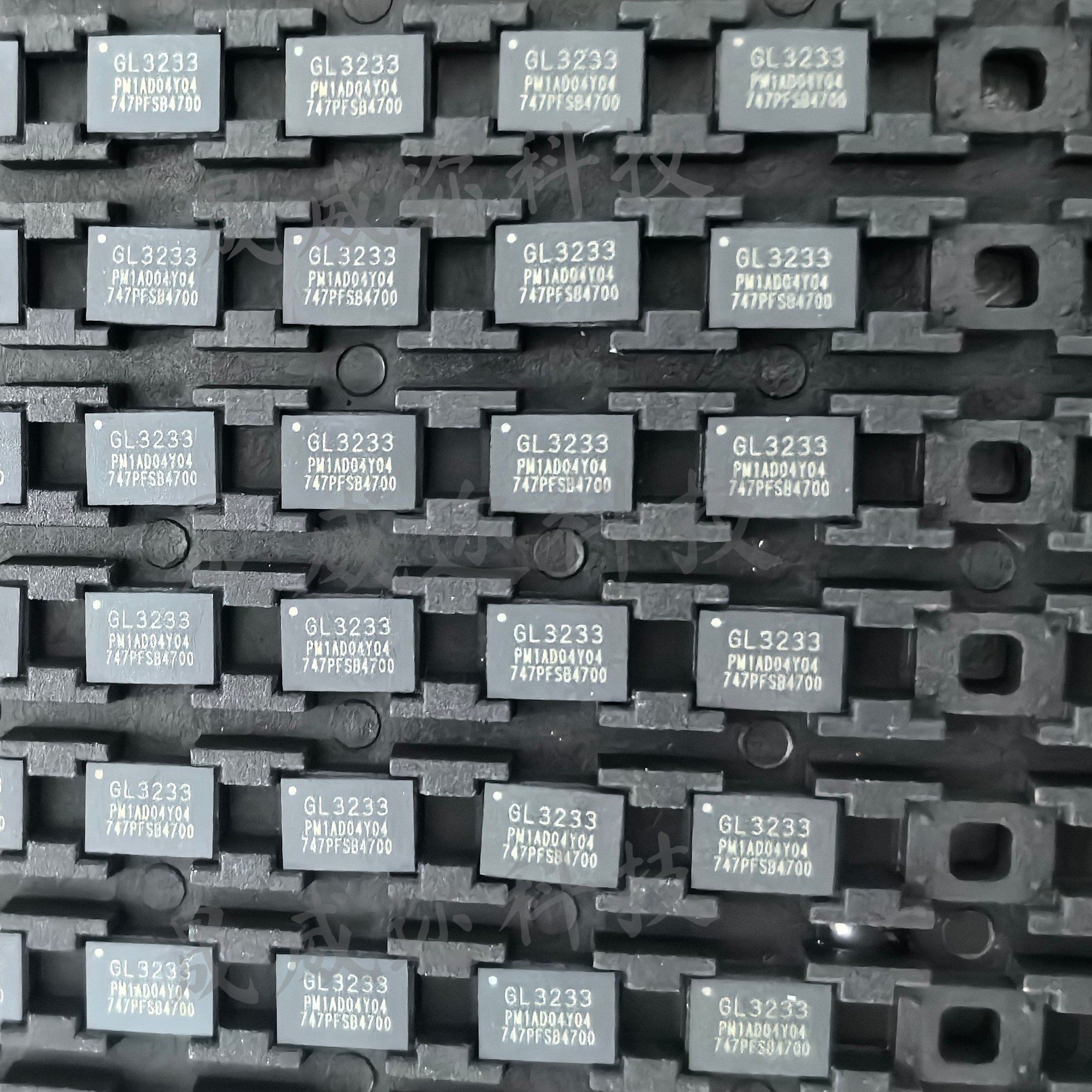 全新原装正品 GL3233-PMY04 封装LQFN-46 USB转换芯片