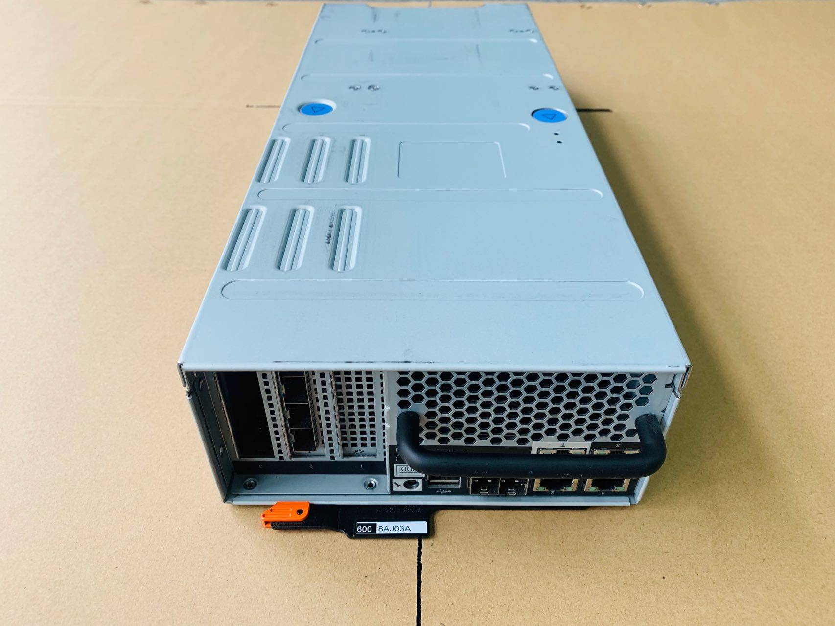 Ibm v7000 g2+ 2076-624 controller: a new benchmark for enterprise-level ...