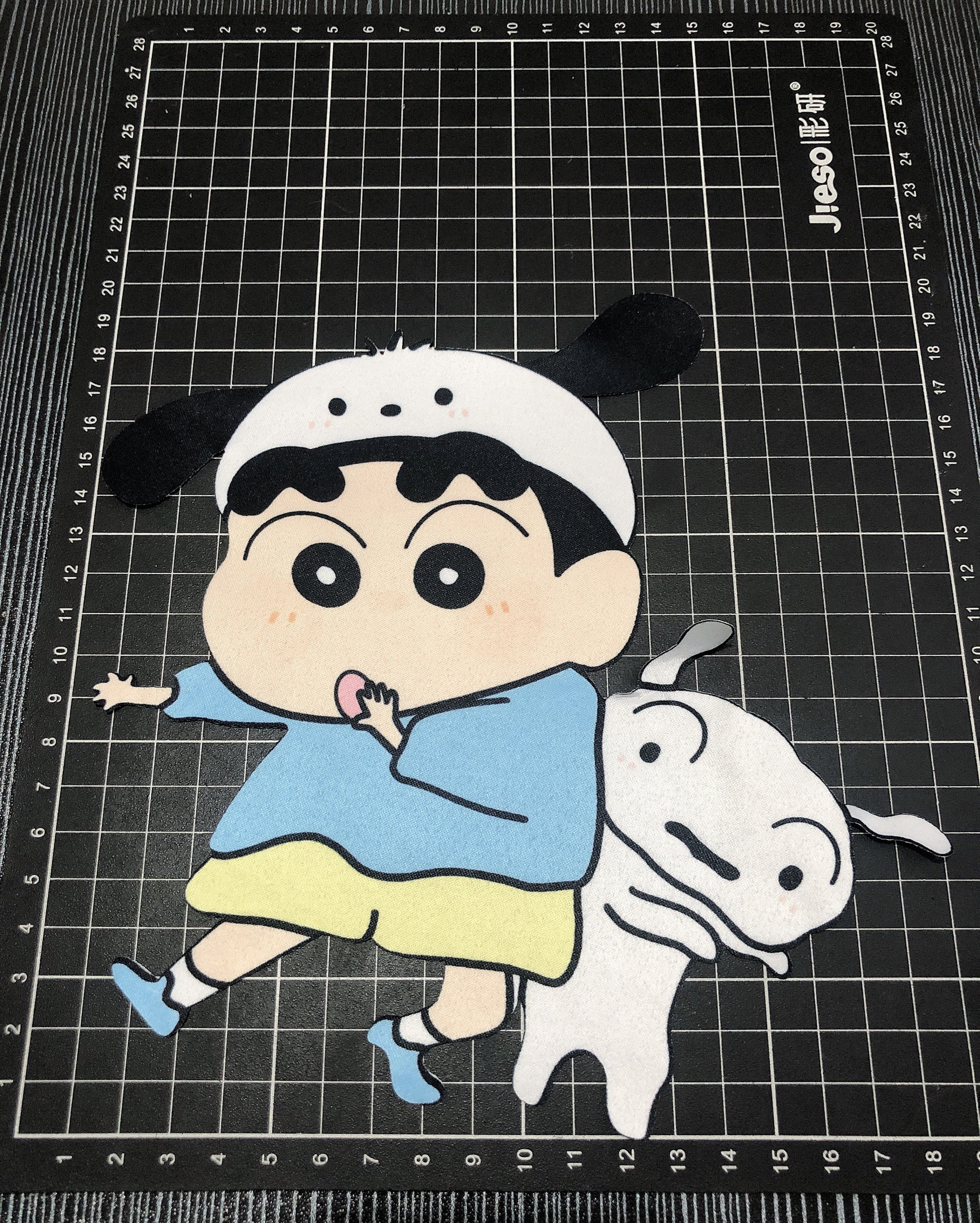 Crayon shin-chan thin fabric patches: unleash your inner child and diy ...