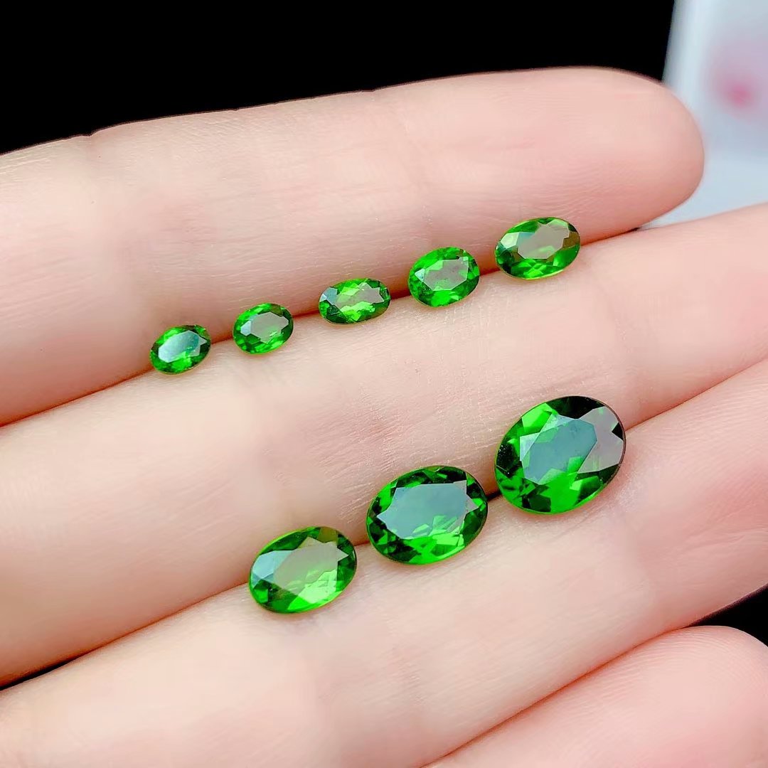 天然透辉石手链值不值得入手？S925银镶嵌+3*5mm主石全解析💎-手饰-淘宝百科网