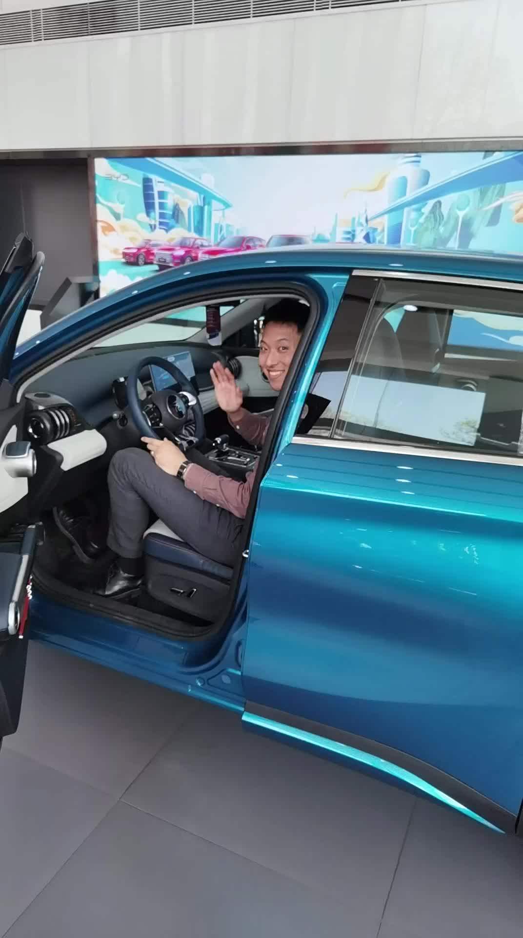 Geely Zeekr 001 You 4wd Top Edition Hatchback New Energy 22 Inch Tyre ...