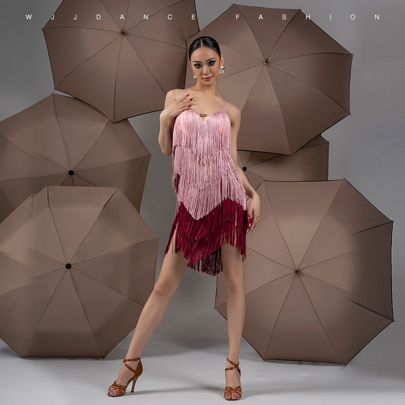 25年必买！WJJdance露背流苏拉丁舞裙惊艳全场，比赛/表演闭眼入-拉丁舞演出服-淘宝好物网